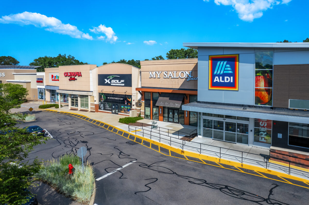 Walpole Mall :Wilder